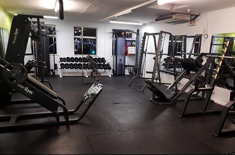 GYM WEIGHTS AREA – Ground Zero Fitness